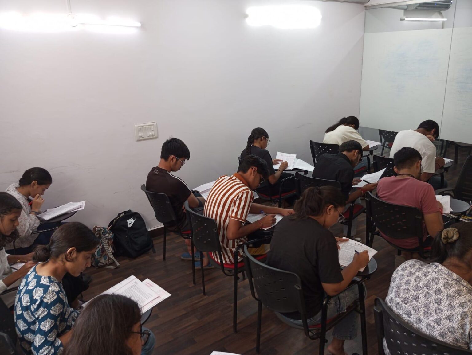 Best Law Institute in Delhi # 1 Institute | Clat Course 2026