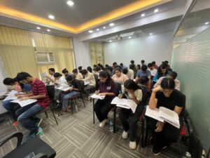 Best Law Institute in Delhi # 1 Institute | Clat Course 2026