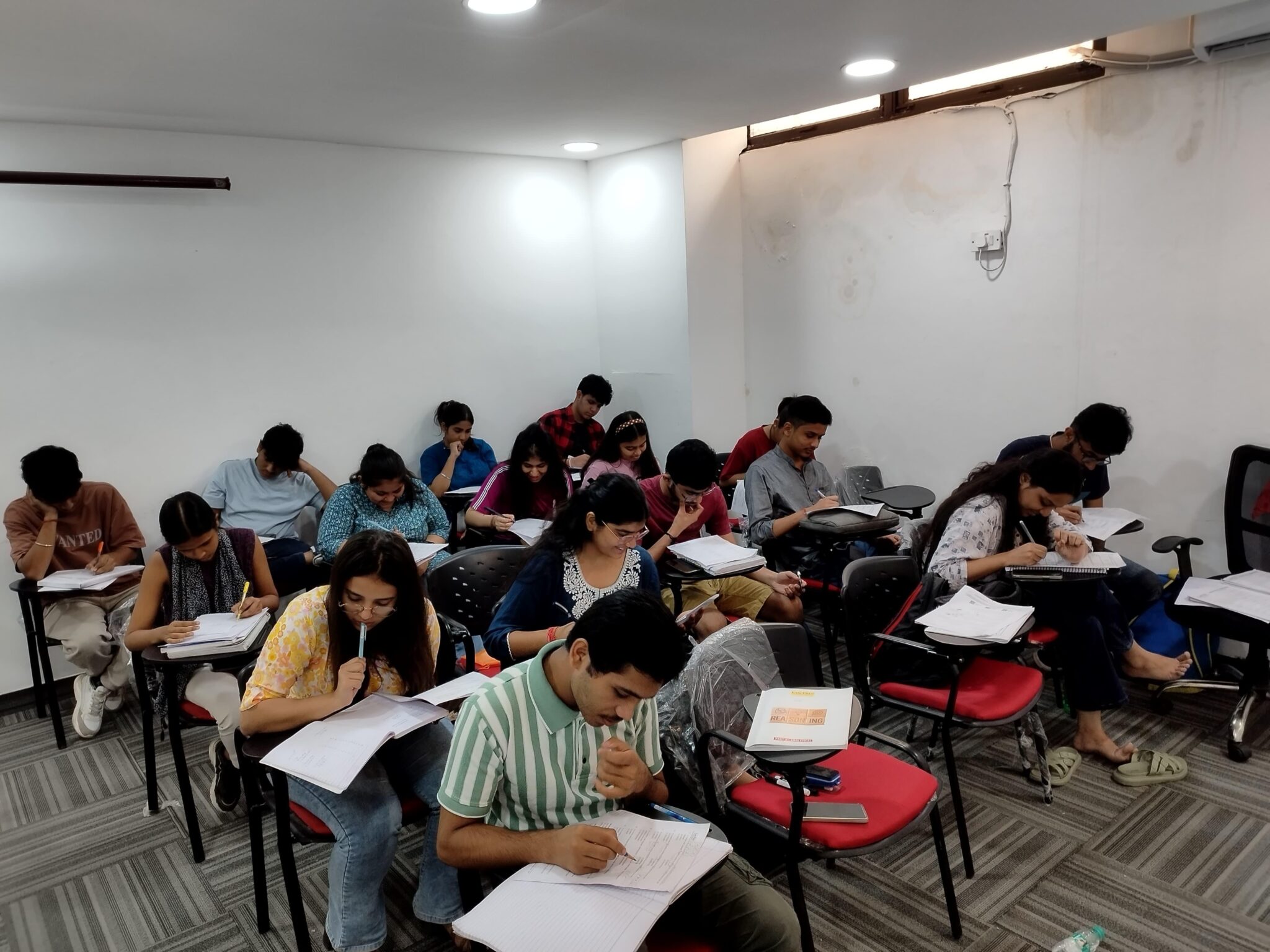 Best Law Institute in Delhi # 1 Institute | Clat Course 2026